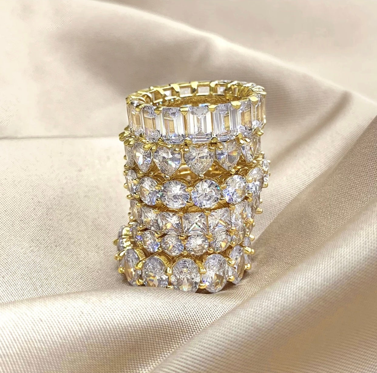 GOLD JEWELRY – LIRIO JEWELS